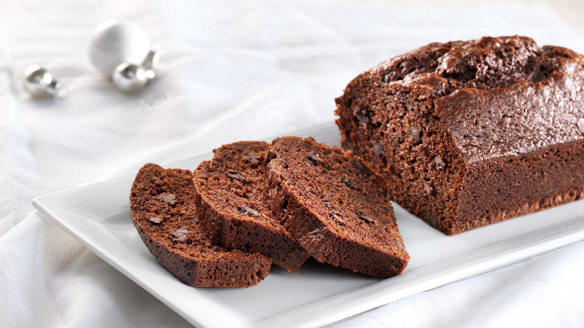 HERSHEY'S CHIPITS Chocolate Gingerbread Loaf Recipe | Recipes