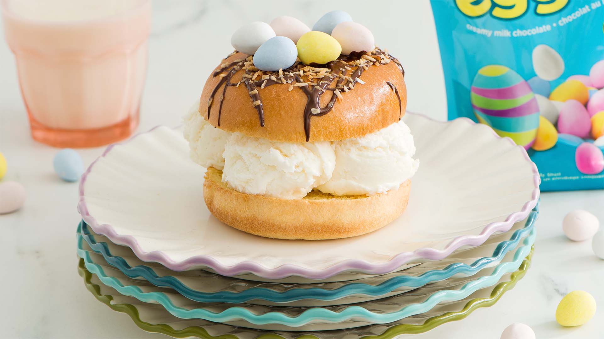 HERSHEY'S EGGIES Brioche Bun Ice Cream Sandwiches Recipe | Recipes