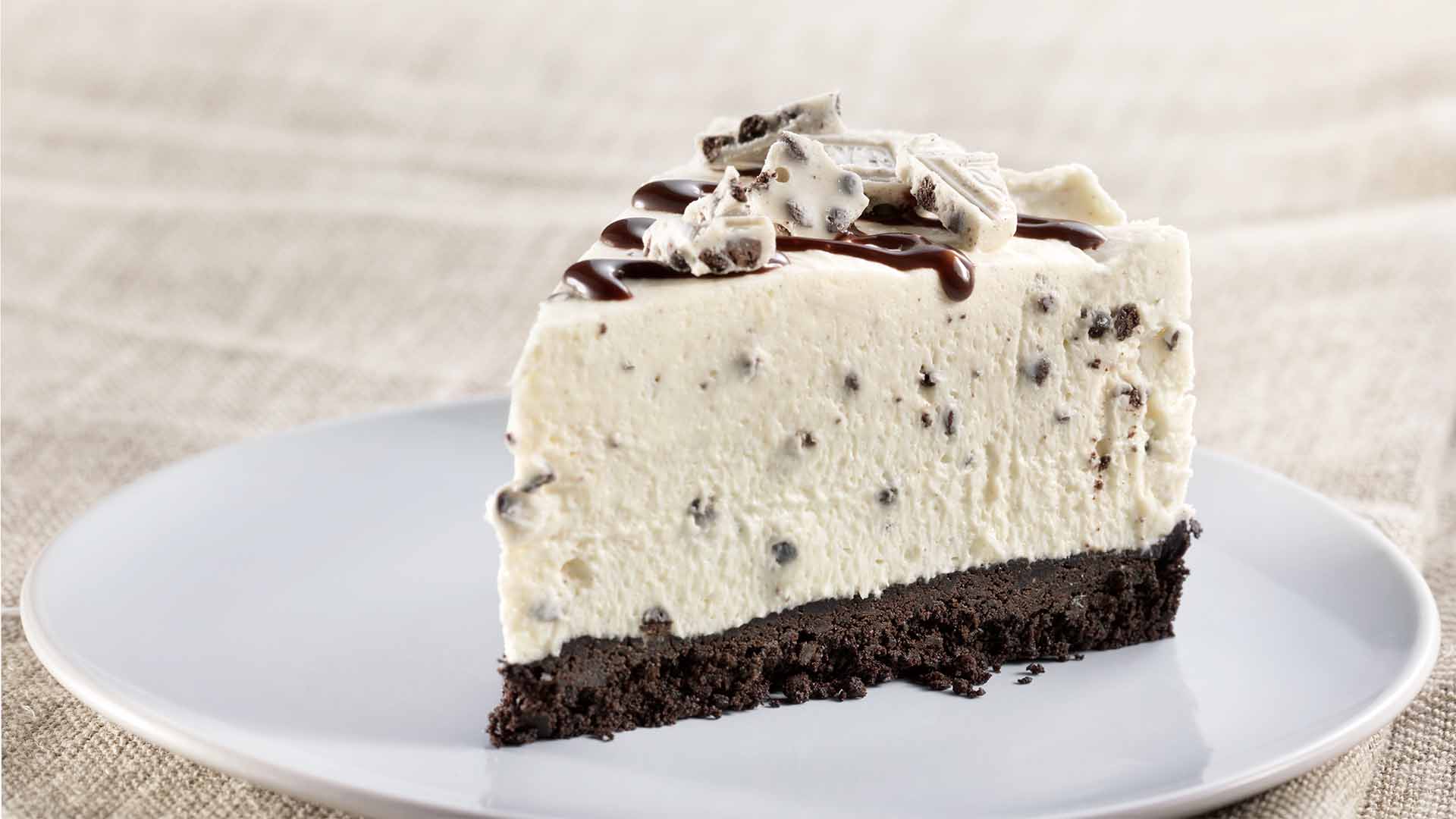 No-Bake CHIPITS COOKIES 'N' CREME Cheesecake Recipe | Recipes