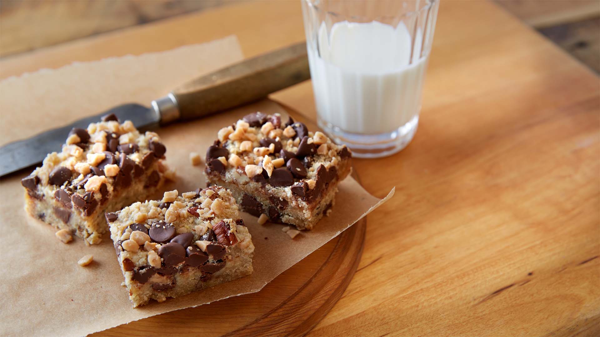 Rich Chocolate Chip Toffee Bars Recipe | Recipes